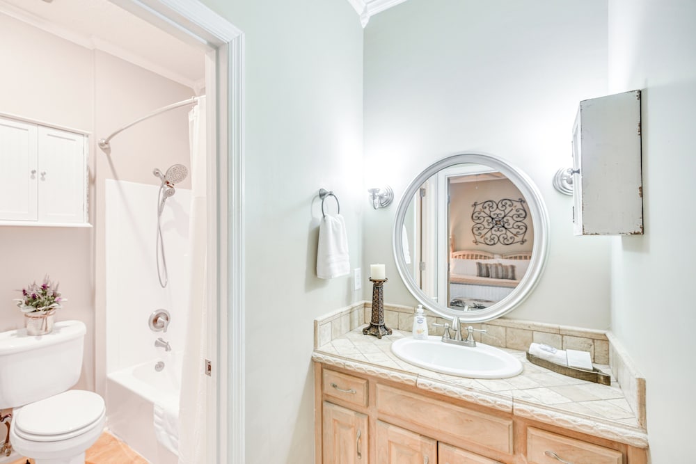 Huntsville Condo W/ Patio Near Redstone Arsenal! - Burritt on the Mountain