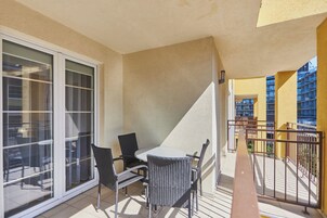 Suite, banheira | Varanda