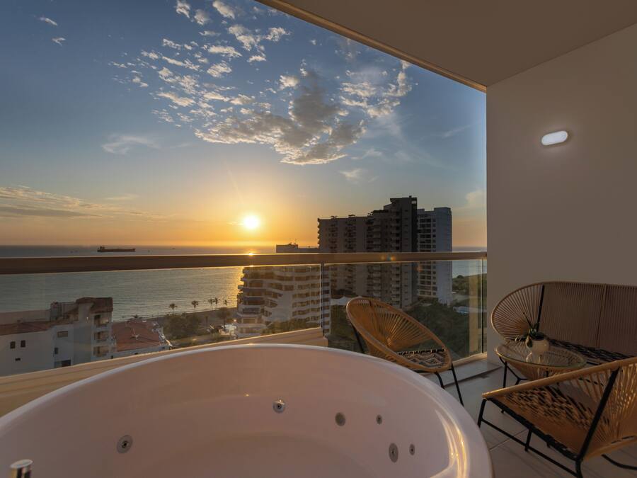 Executive Suite de 2 habitaciones con jacuzzi | Varanda