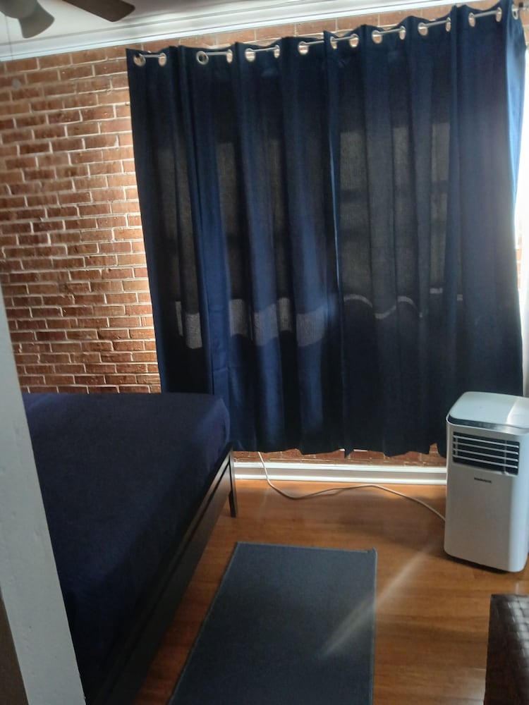 Cozy 1-bedroom With Ac And Wifi In Charming Baton Rouge Near Lsu - Belle of Baton Rouge
