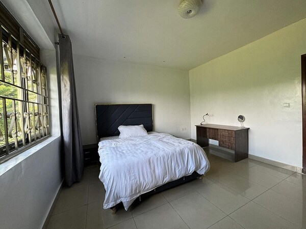 Iwacu Hotel - Kigali