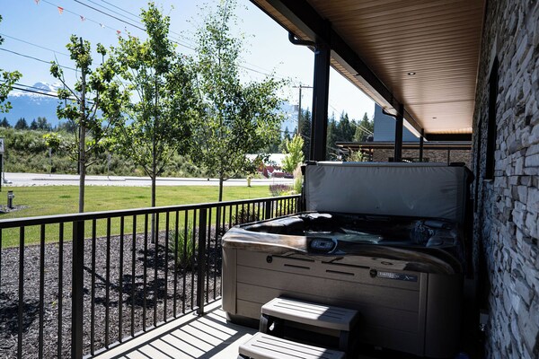 Rustic Retreat By Revelstoke Vacations - Revelstoke