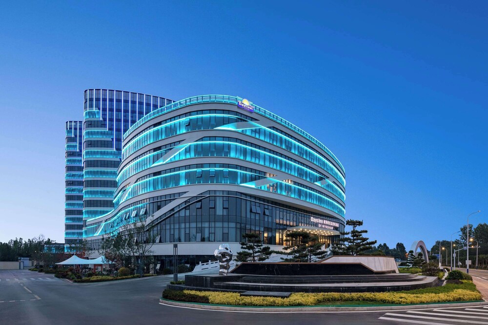 Days Inn By Wyndham Linyi Yihe New Area - Linyi