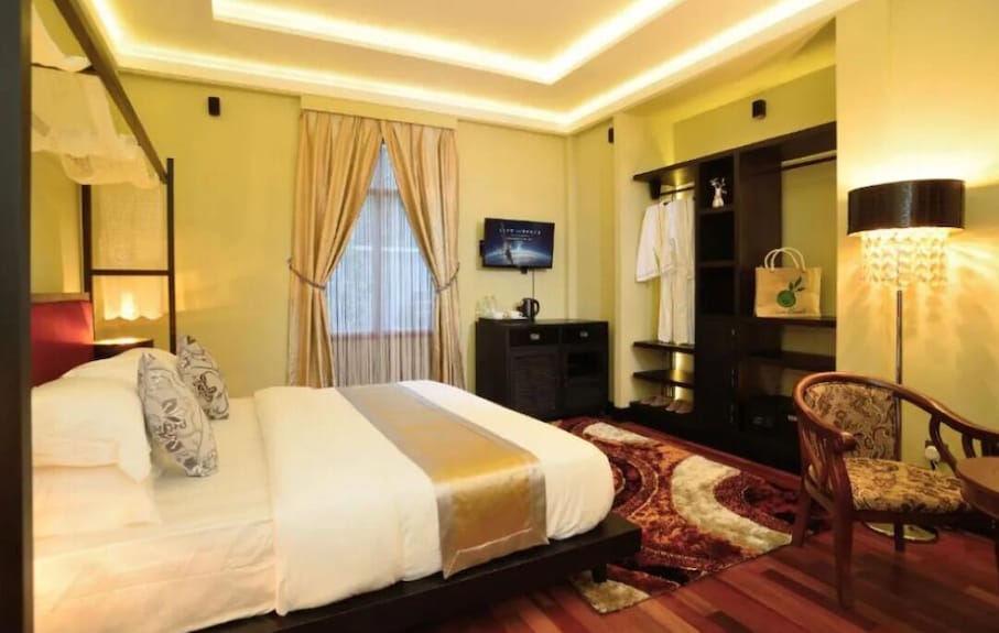 Fuvahmulah Central Hotel - Suite With Pool View - Maldives