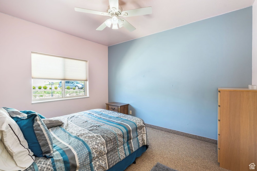 Springville Welcome Home: spacious 5-bedroom house in delightful ...