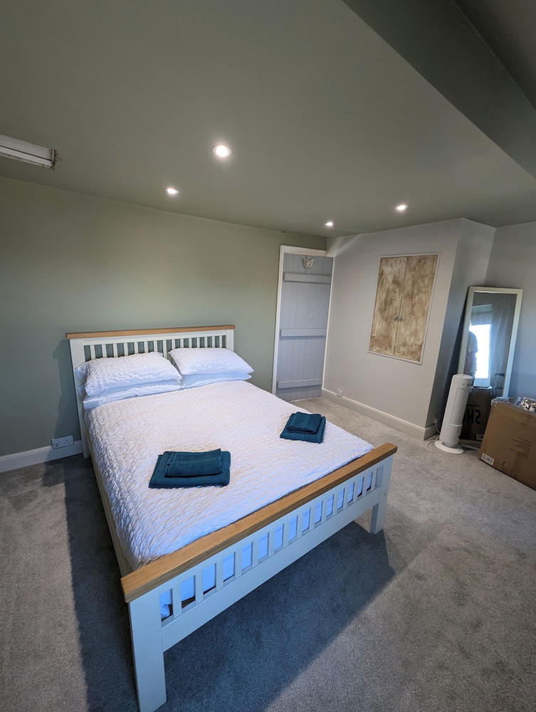 Pendle View Cottage - Burnley