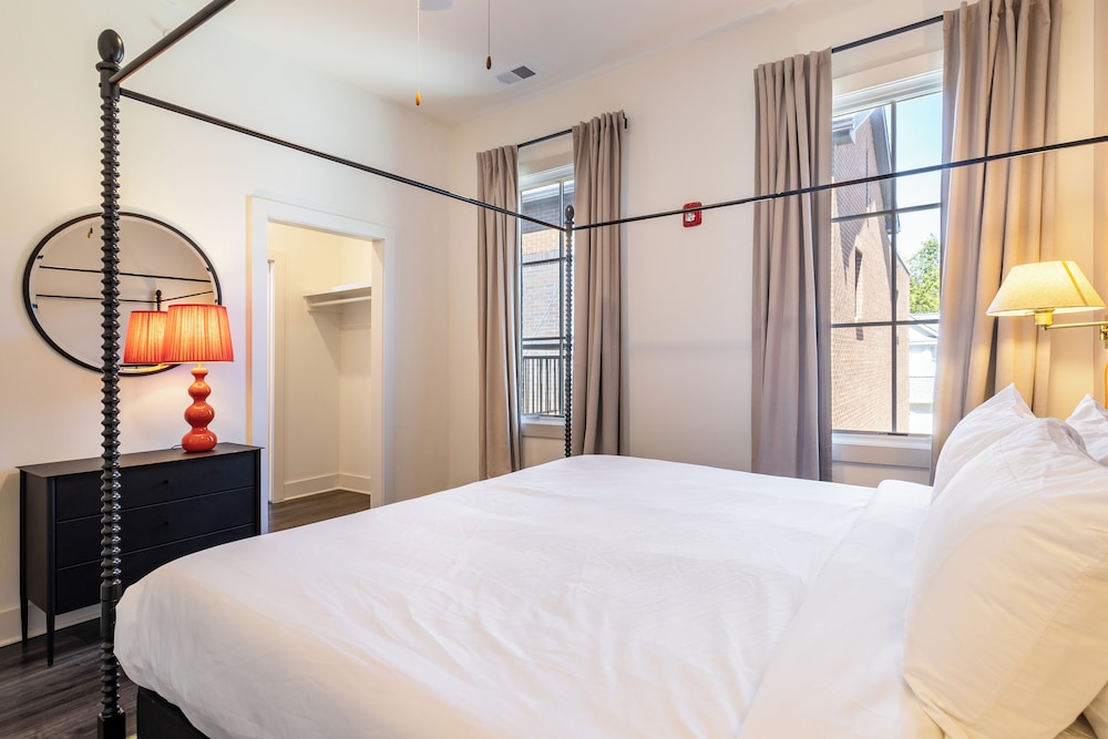 The Magnolia #10 - Avantstay | Germantown W/ Private Balcony - Nashville, TN
