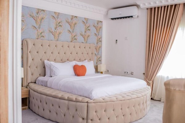 Mondeestars Luxury Home - Ibadan