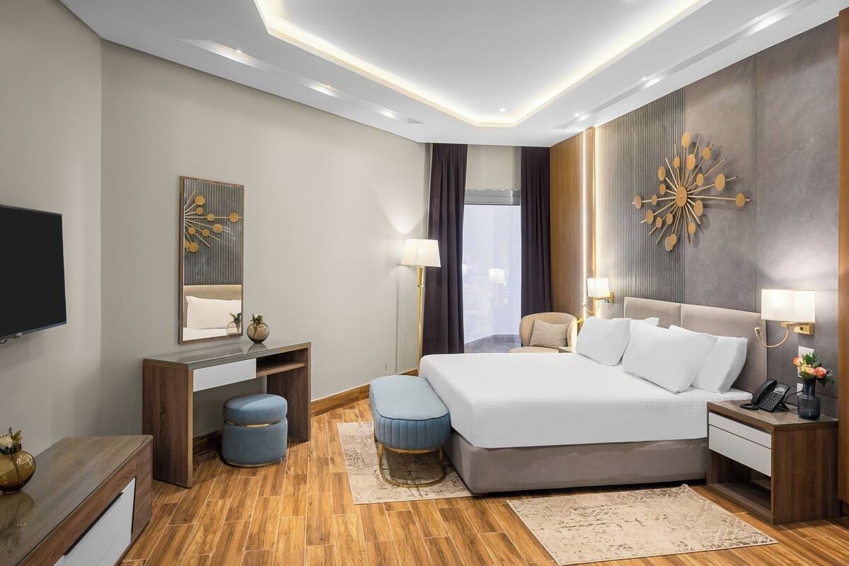 Quarto Duplo ou Twin Deluxe | Minibar, quartos insonorizados, Wi-fi grátis, roupa de cama fornecida