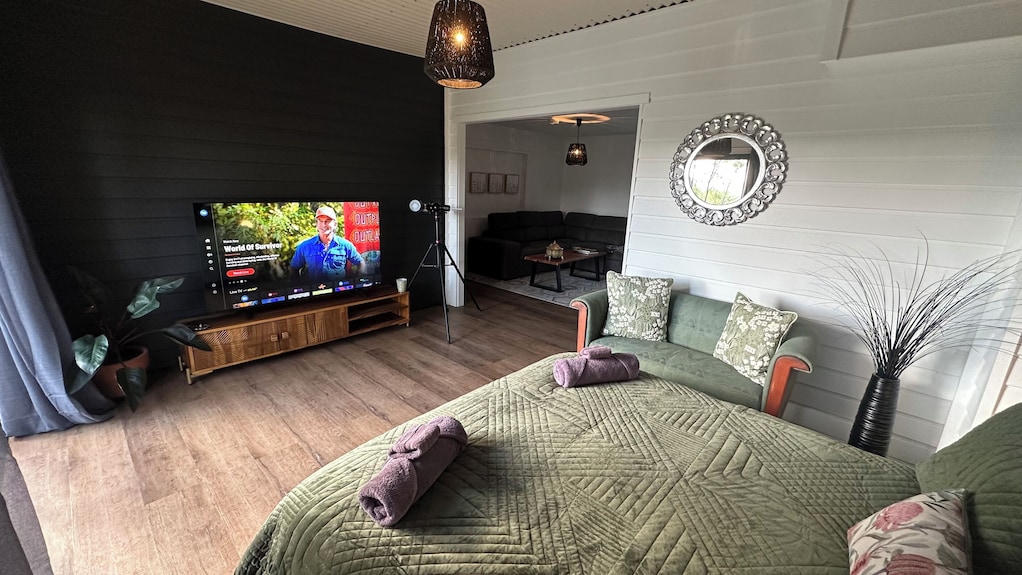 Self Check In, Getaway With Stunning Views Of Boomerang Lagoon And Mt Kooralbyn. - 昆士蘭州