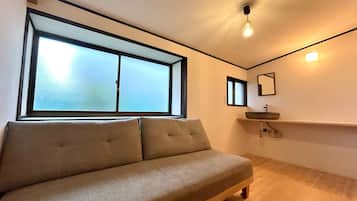 Quarto Clássico | Wi-fi grátis, roupa de cama fornecida