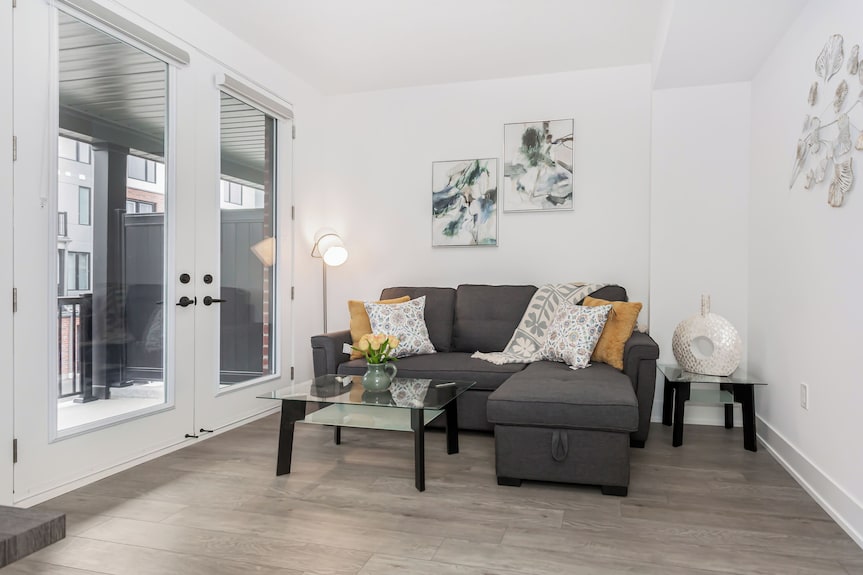 Cozy Getaway In Uptown Waterloo - Ontario