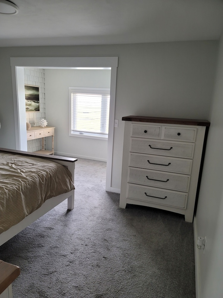 Luxury Executive 1-bedroom Condo At Hampton Beach With Ocean & Marsh Views - Salisbury, MA