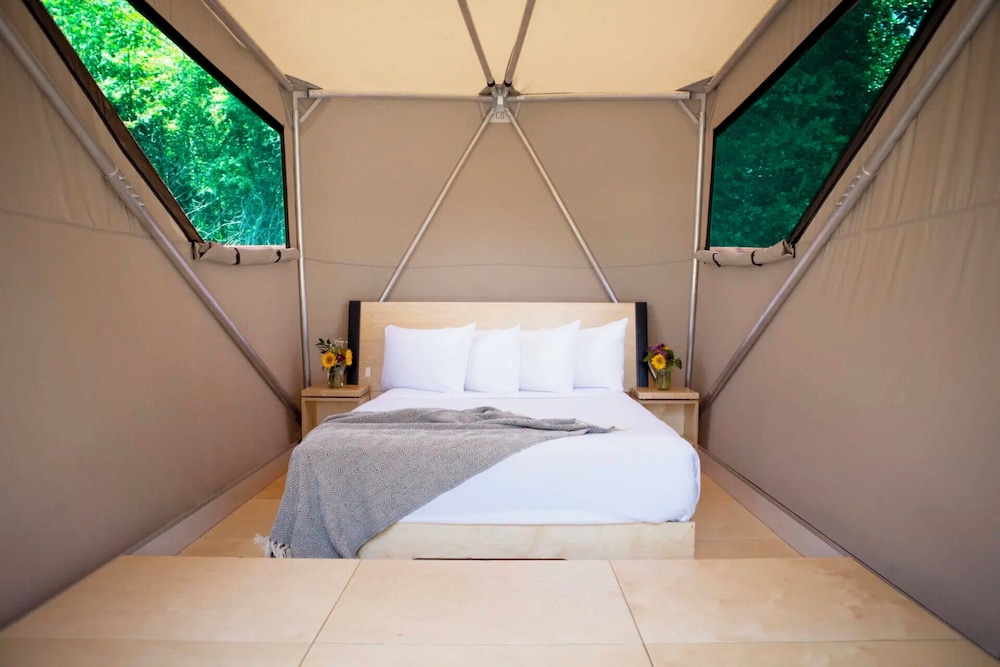 Off-grid, Glamping Near Glacier & Whitefish, River Access, 360 Mtn Views: Tent F - Glacier National Park