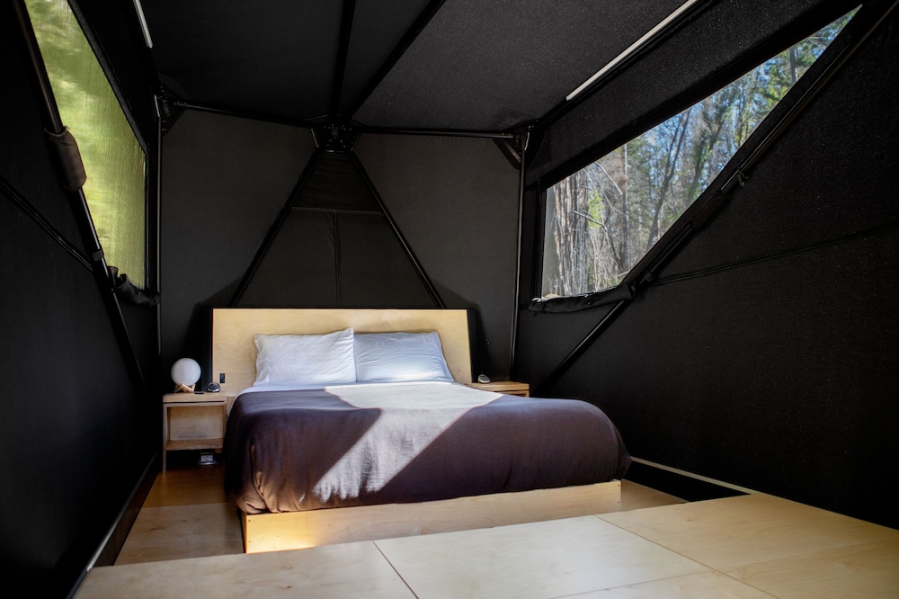 Glamping Near Glacier & Whitefish, 80 Acres, River Access, Mtn Views: Tent H - Montana