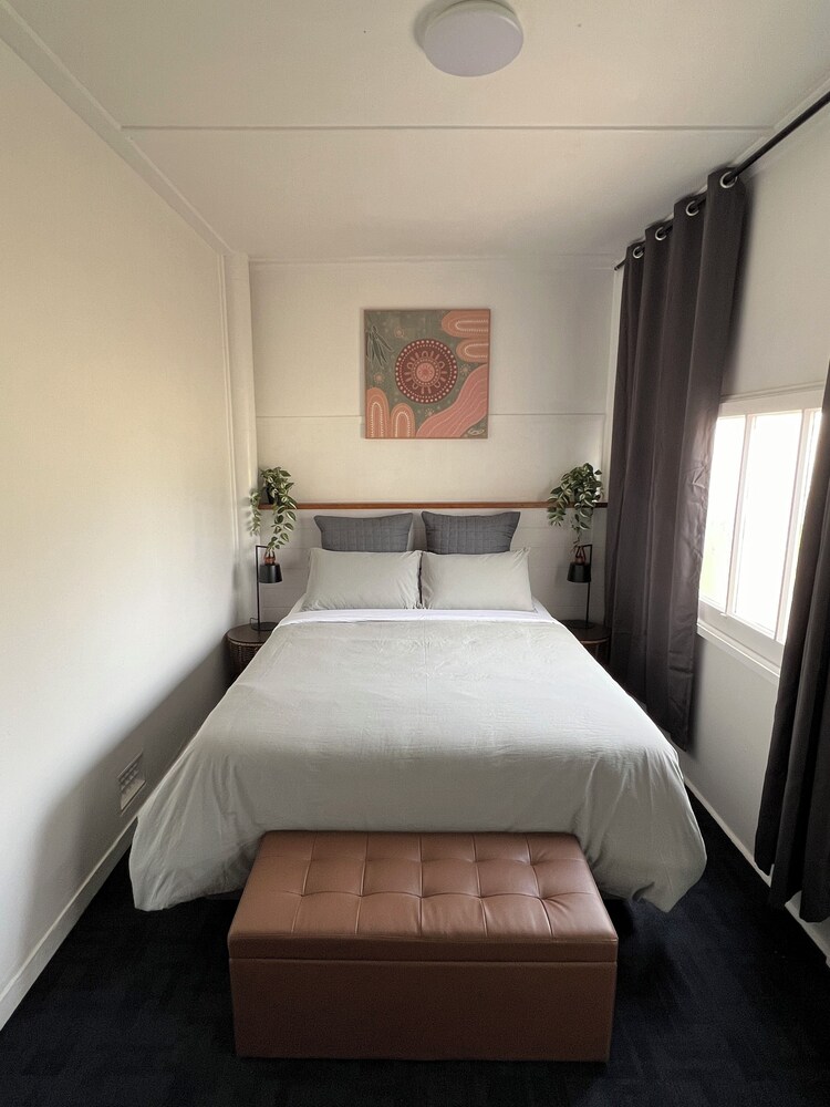 Snug & Cosy Unit With Relaxing Bath - Paringa
