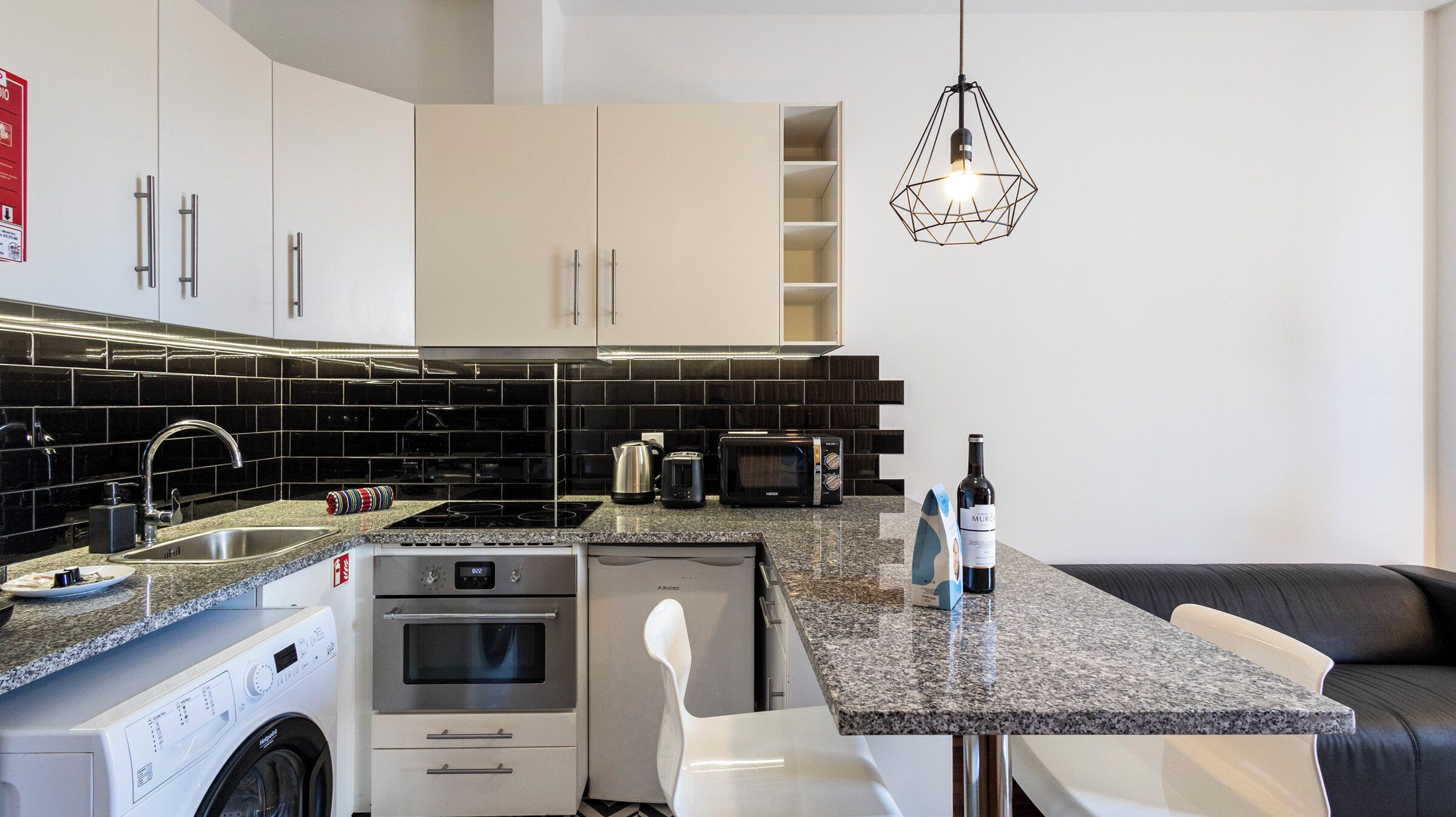 Estúdio Standard, varanda | Kitchenette privada | Uma máquina de café expresso, uma chaleira elétrica, uma torradeira 
