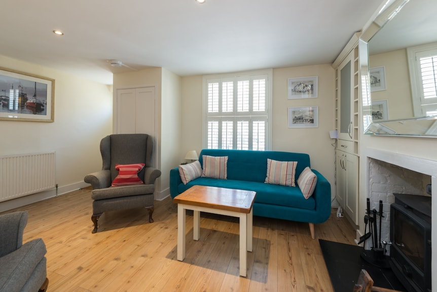 Starfish Cottage Is A Charming Retreat In Broadstairs, Sleeping Six, 30 Seconds From The Beach - Broadstairs