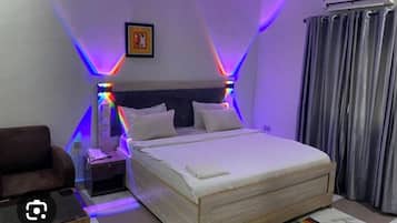 Quarto luxo | Wi-Fi de cortesia