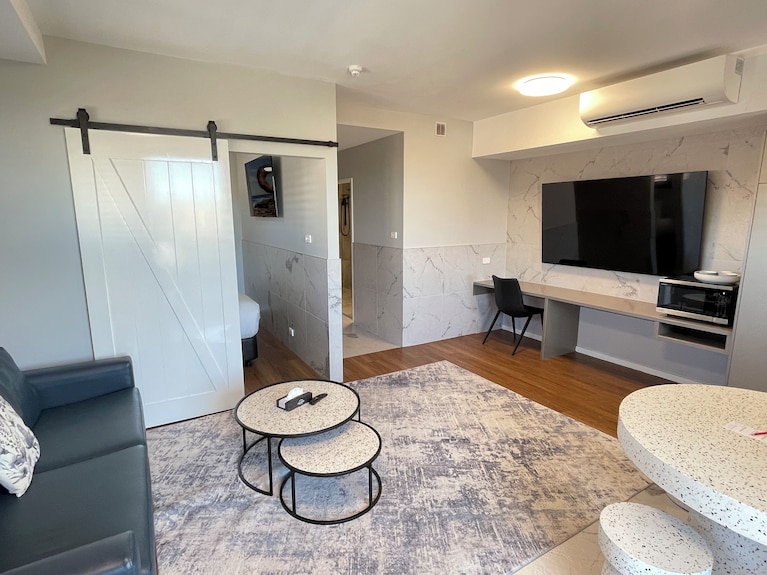 Deluxe Two Bedroom Apartment - ハンター・リージョン