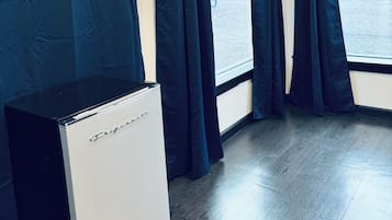Quarto Duplo ou Twin Comfort, 2 camas queen-size, não fumadores, casa de banho privativa | Wi-fi grátis, acesso para cadeira de rodas