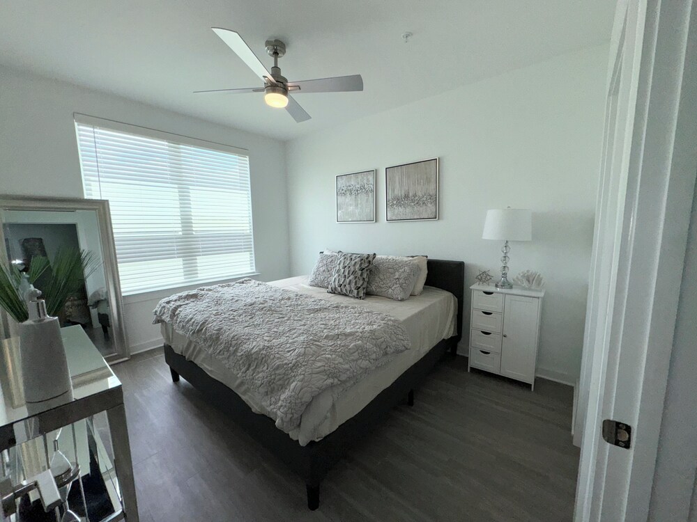 Cozy 1-bedroom Apartment In Charming With Ac, Wifi, Fitness Room - Smyrna, GA