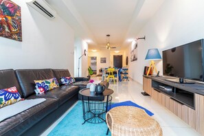 Apartamento, 3 quartos, Vista para a cidade | Sala