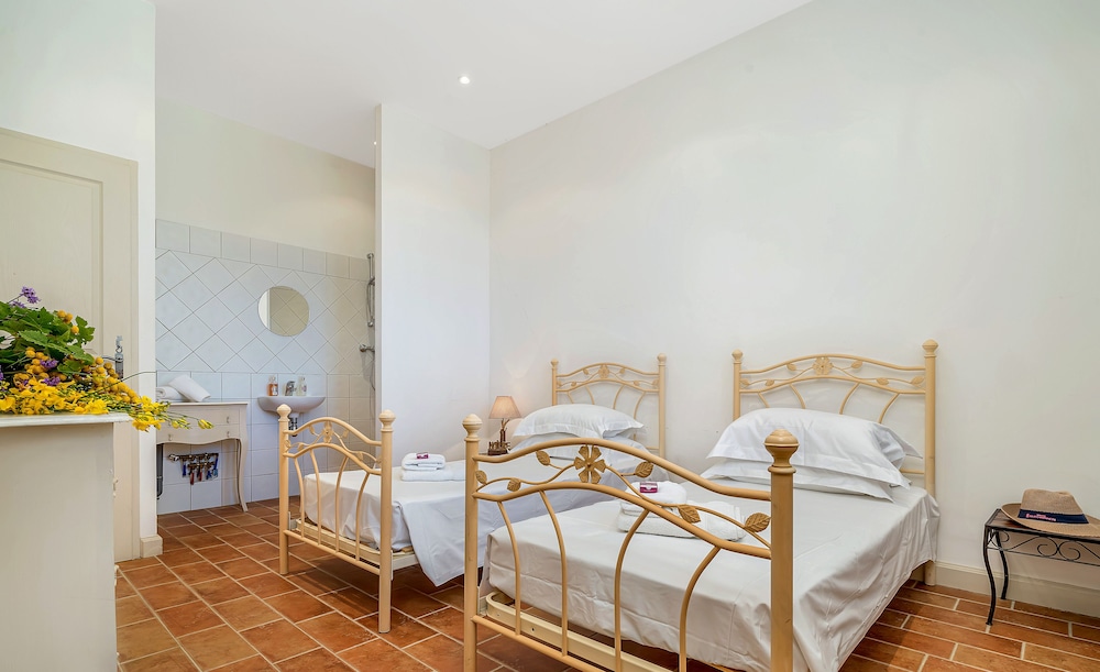 Petite Bastide | Domaine Tour Campanets - Saint-Cannat