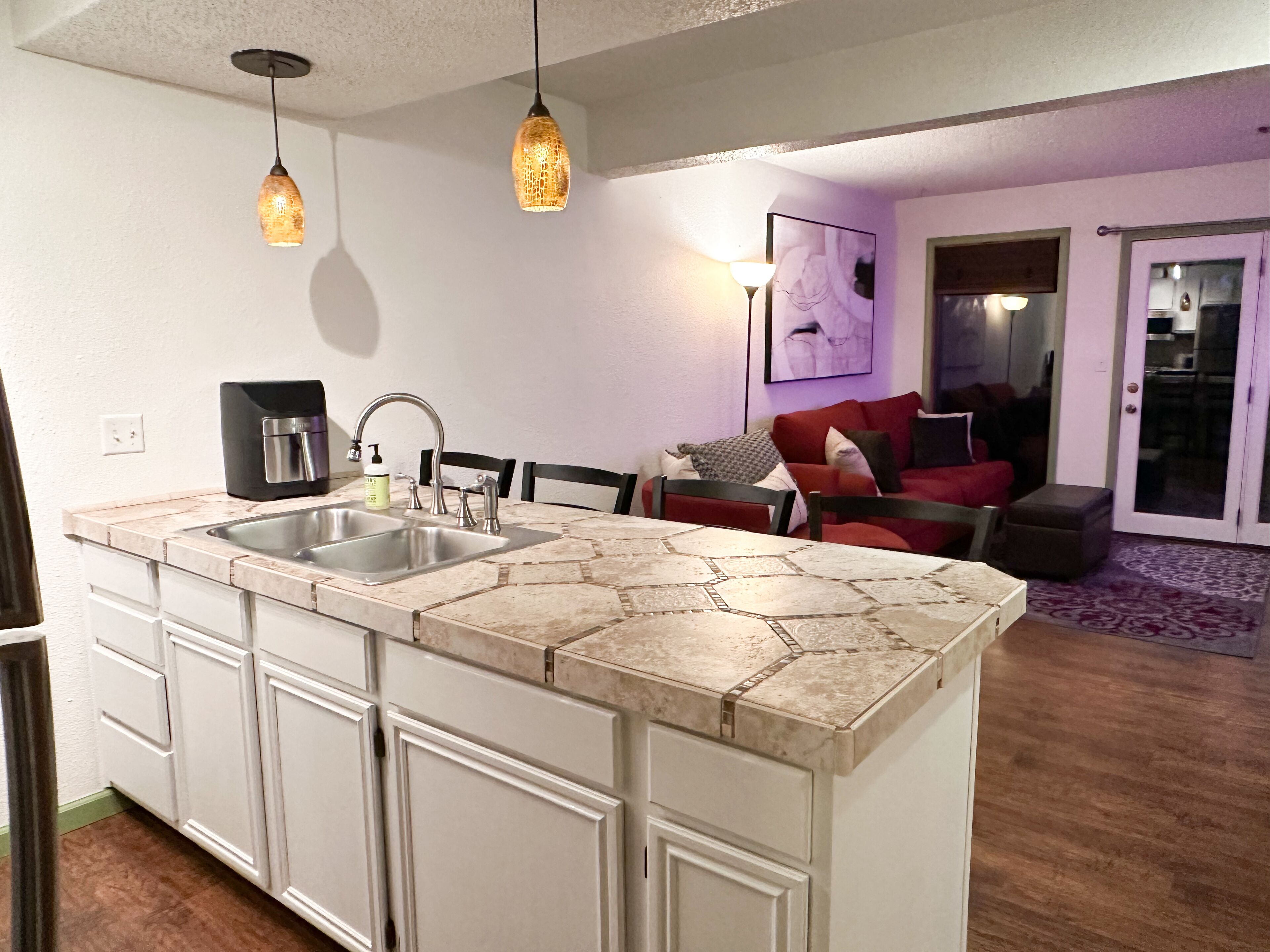 Hilltop Walk-in Condo With Massage Chair Close To Sdc - Branson West, MO