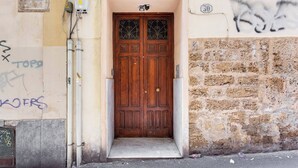 Apartamento, 1 quarto, para fumantes, sacada | Entrada da propriedade