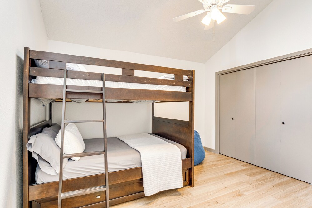 Modern Georgetown Home < 2 Mi To Blue Hole Park! - Georgetown, TX