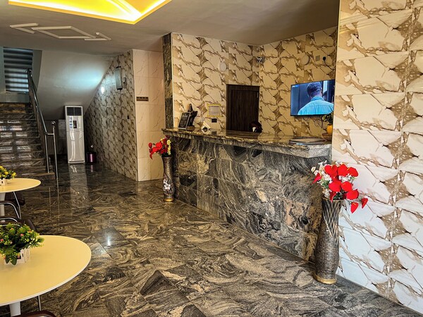 Mo-house Hotels And Events Centre - Abuja