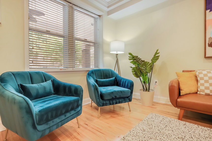 "La Bella Casa" Fabulous 4-bedroom Townhome Near H St & Union Market - ワシントンD.C.