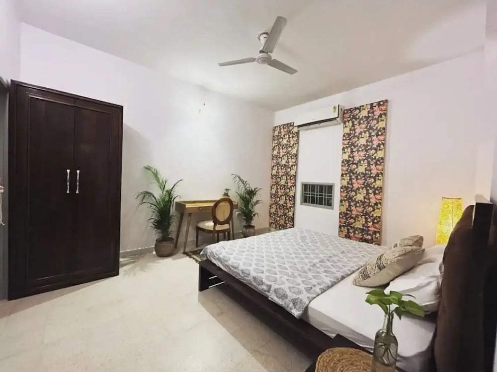 Solanki Farm & Pool Villa Gardens Jaipur . - Jaipur
