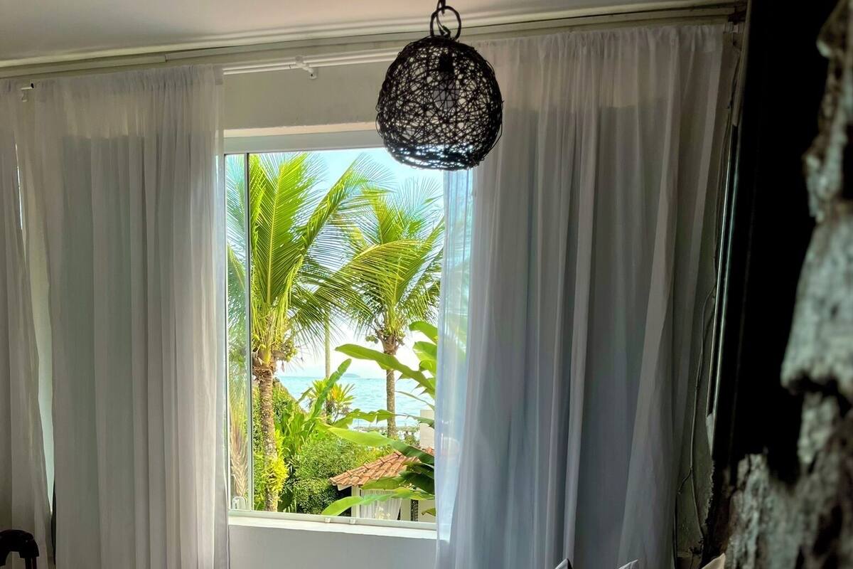 Quarto triplo exclusivo, vista para o mar | Wi-Fi de cortesia