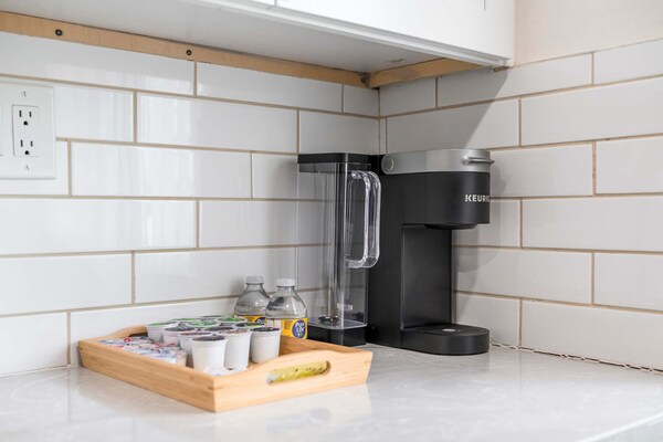 2b2b Apt Close To Rose Parade And Pasadena Oldtown - Altadena, CA