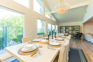 Casa | 5 quartos, internet de alta velocidade 