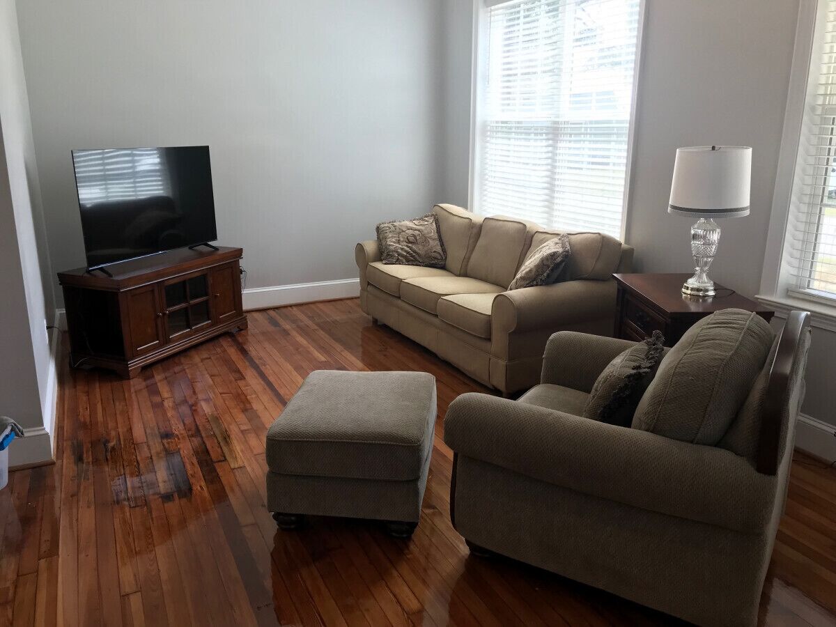 Erlanger Villige Hames - Lexington, NC