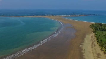 Uma praia privada nas proximidades