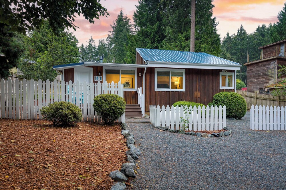 Cottage By The Bay By Avantstay 0.5mi To Beach! - Langley