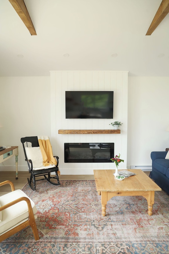 Ocean Front Cottage, Relax And Enjoy The Sunset Over St. Margaret's Bay! - Nova Scotia