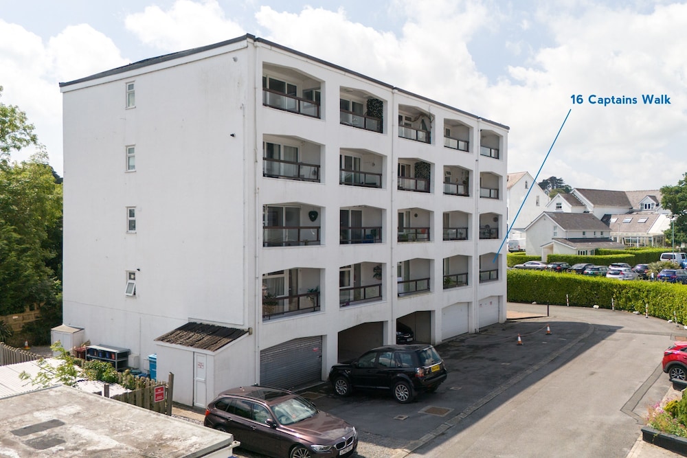 16 Captains Walk - Close To Village And Beach - Saundersfoot