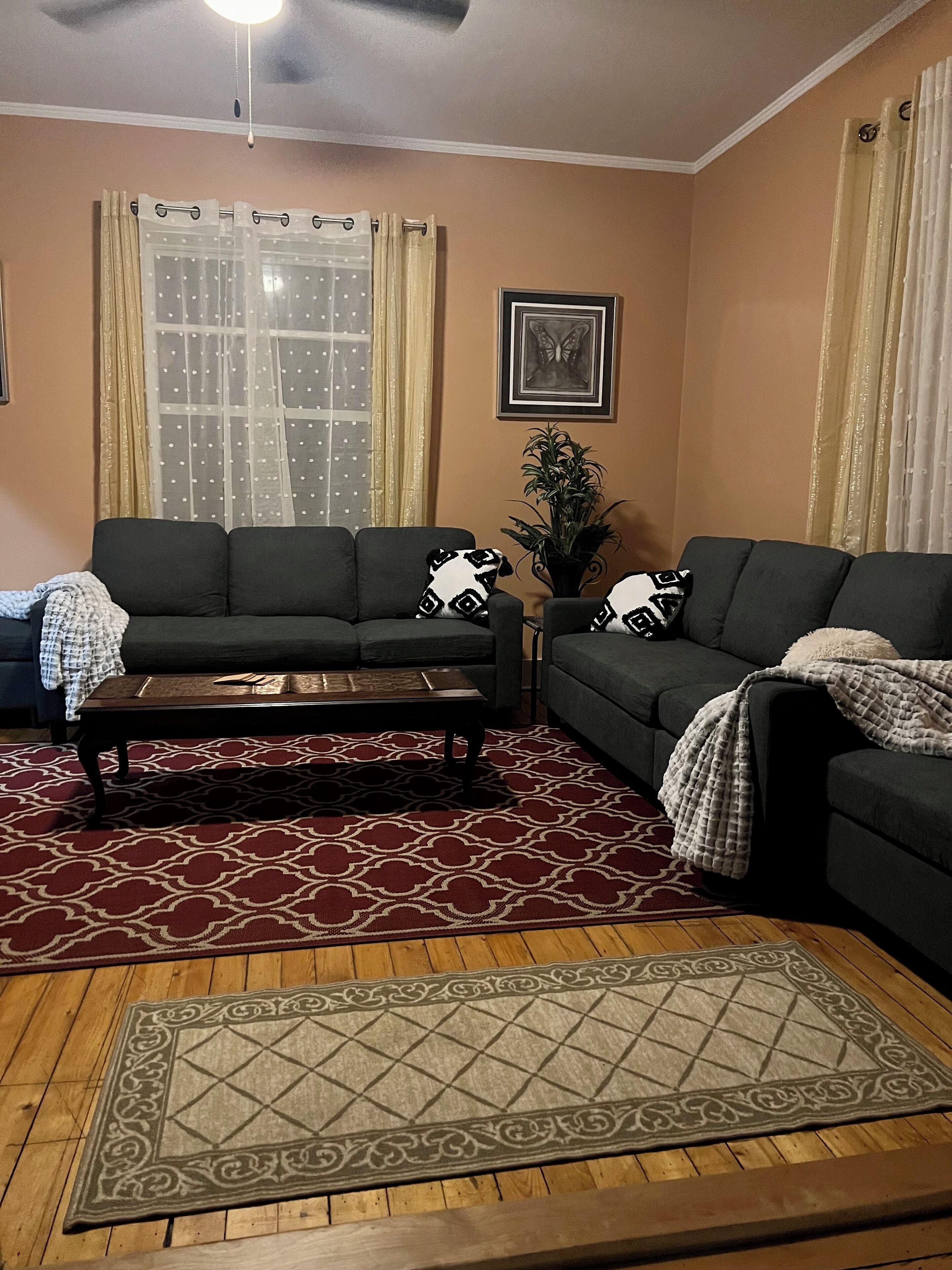 Welcome To River St House Historical Stay. 1500sq Ft, 1/2 Blk From River Trails. - Montpelier, VT