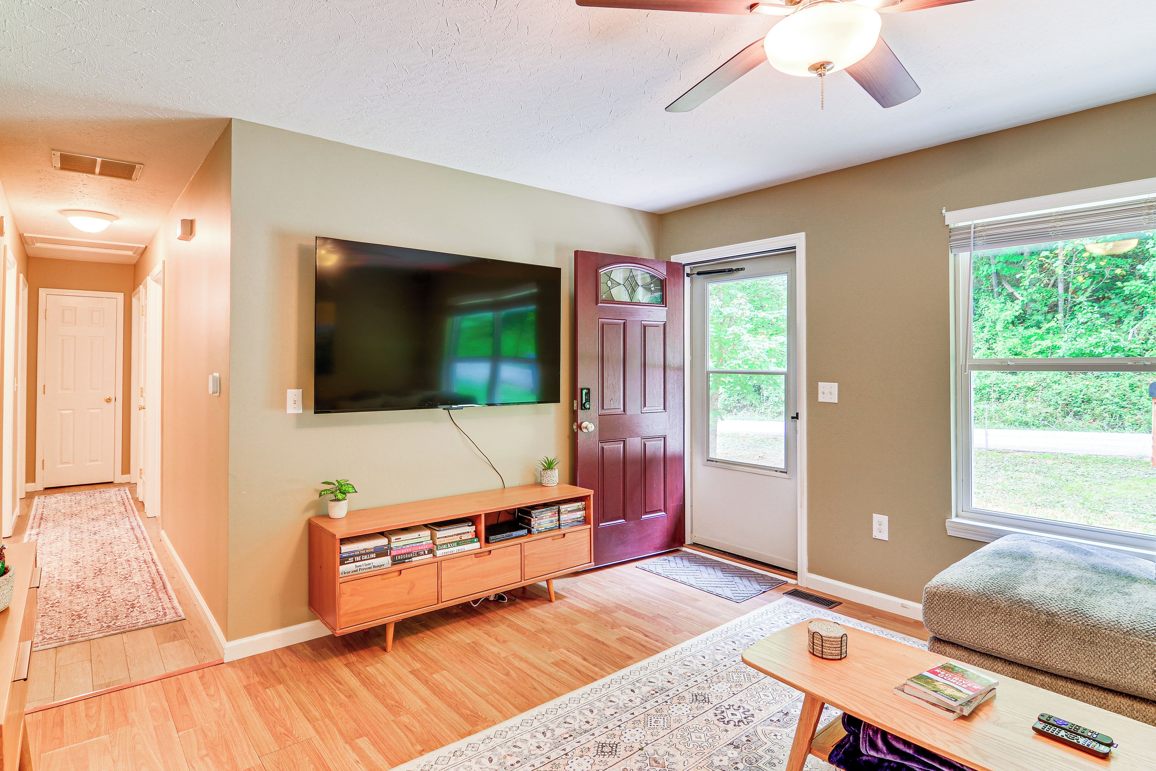 Campton Cottage W/ Hot Tub, Near Hiking + Climbing - Kentucky