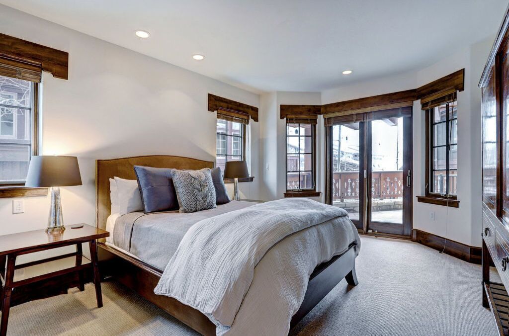 5br Chalet | Private Elevator + Ski-in/ski-out - Vail, CO