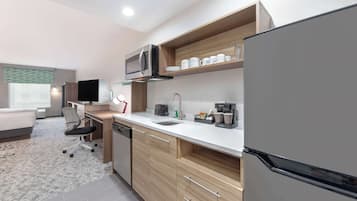 Suíte estúdio, 2 camas Queen | Cozinha privada