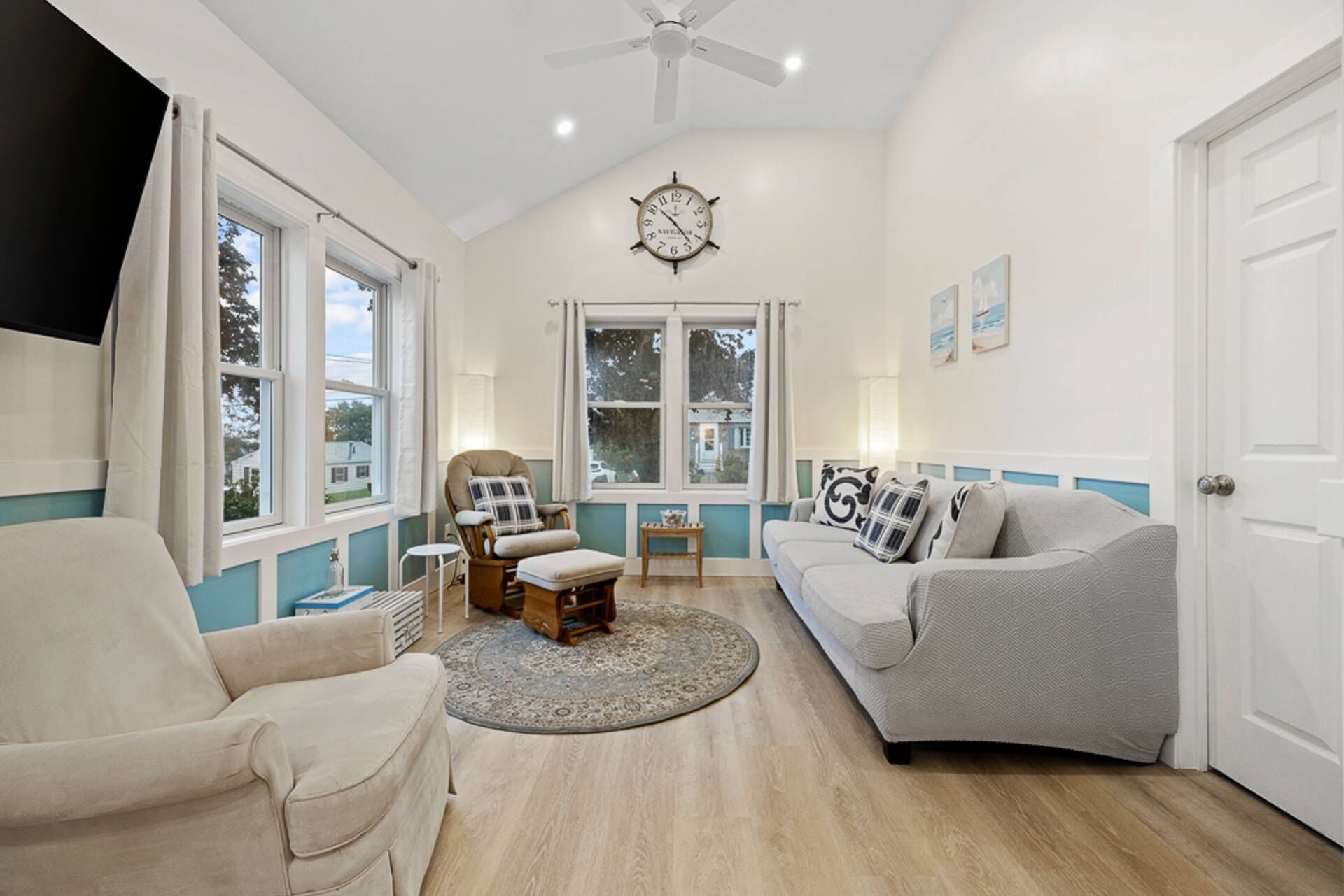 Family Friendly Walk To White Horse Beach - Massachusetts