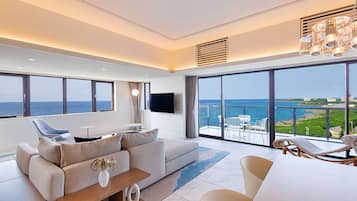 Suíte premier, 2 quartos, para não fumantes, vista para o oceano (Deluxe) | 1 quarto, frigobar, cofres nos quartos, cortinas blackout