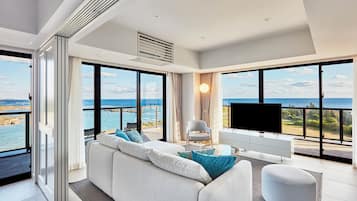 Suite Deluxe, não fumadores (Corner, Ocean front) | 1 quarto, minibar, cofre no quarto, cortinas/cortinados opacos