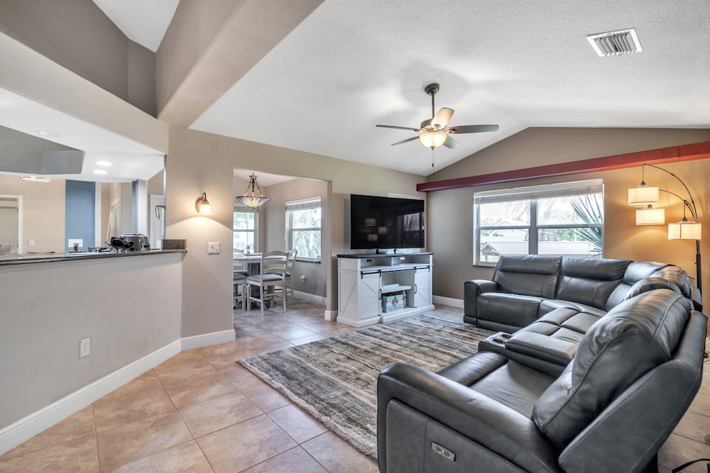 Micanopy Lake Retreat 3 Bedroom Home By Redawning - Hawthorne, FL